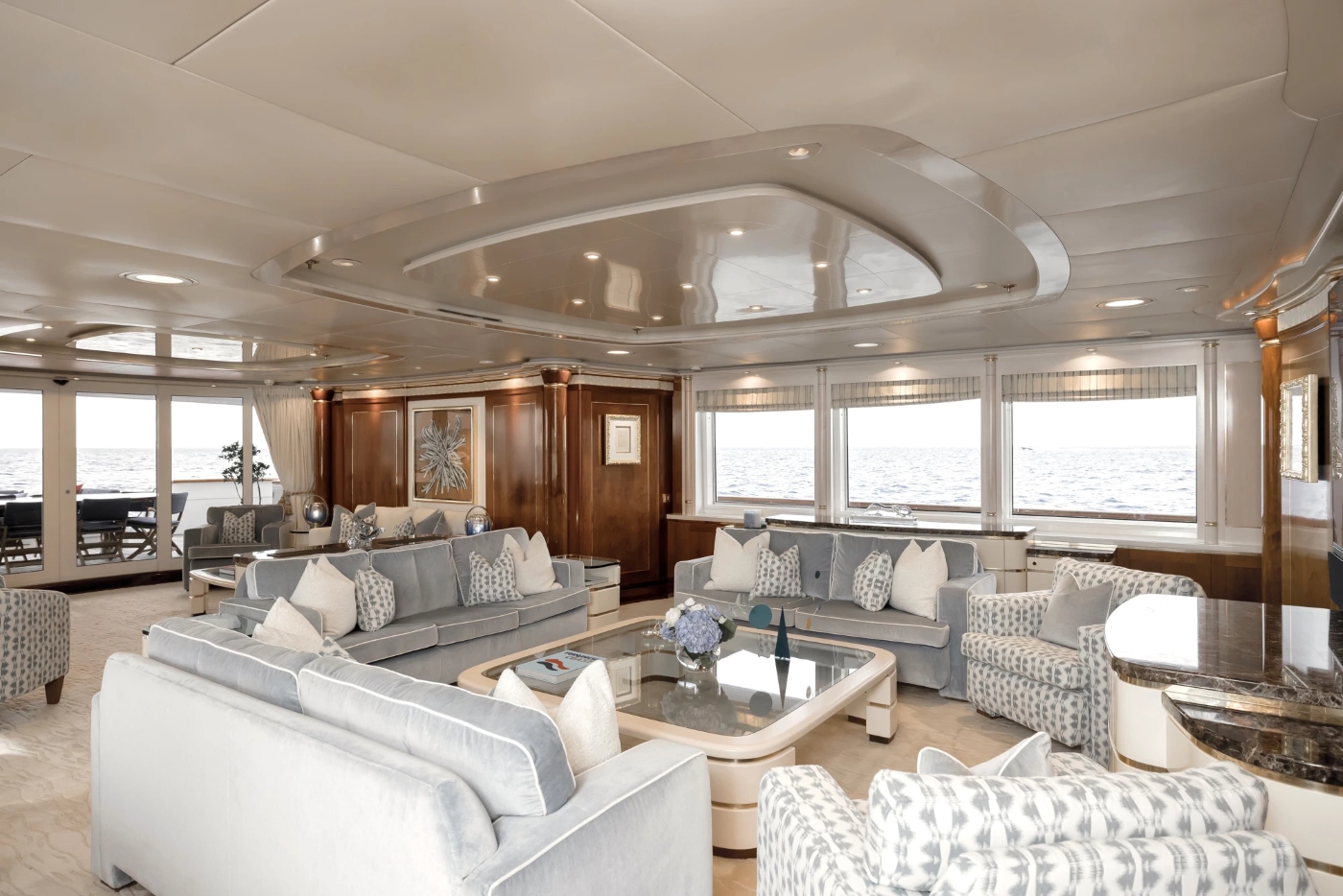 Yacht OLYMPUS, Feadship | CHARTERWORLD Luxury Superyacht Charters